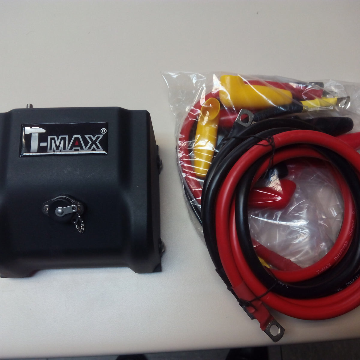 Caja de Relés - Nueva Versión - 12v (312.CR0002) – Landy Cars